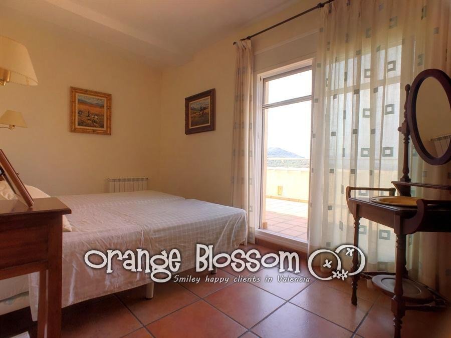 Ador Villa In Ador, Valencian Community, Spain For Sale (12809539)