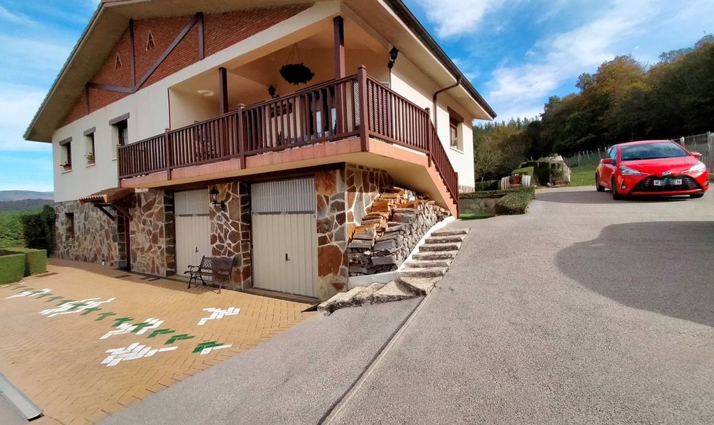 Chalet Venta Alava In Domaikia, Basque Country, Spain For Sale (12823635)