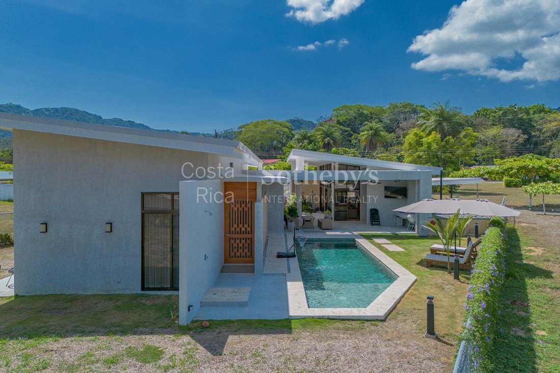 Villa Crocó Contiguo A In Quebrada Ganado, Puntarenas Province, Costa ...