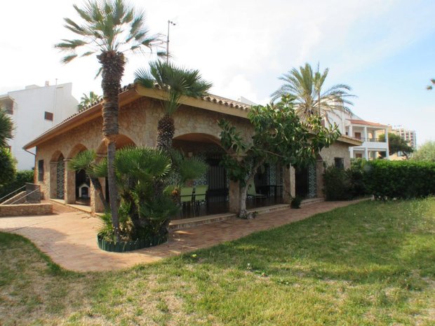Luxury chalets for sale in Oropesa del Mar, Valencian Community, Spain ...