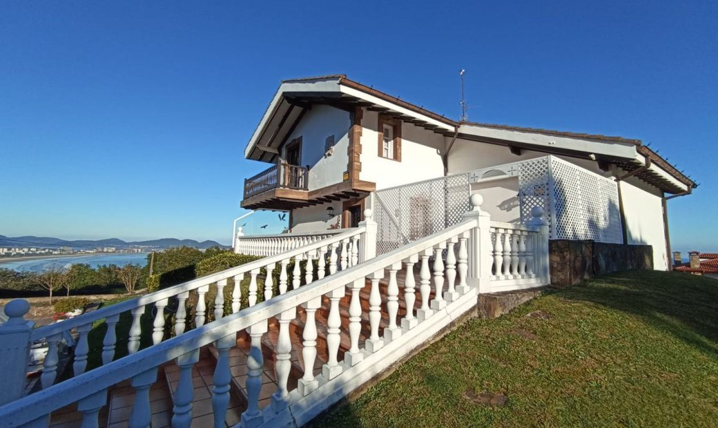 Chalet Venta Cantabria In La Arenosa, Cantabria, Spain For Sale (12835250)