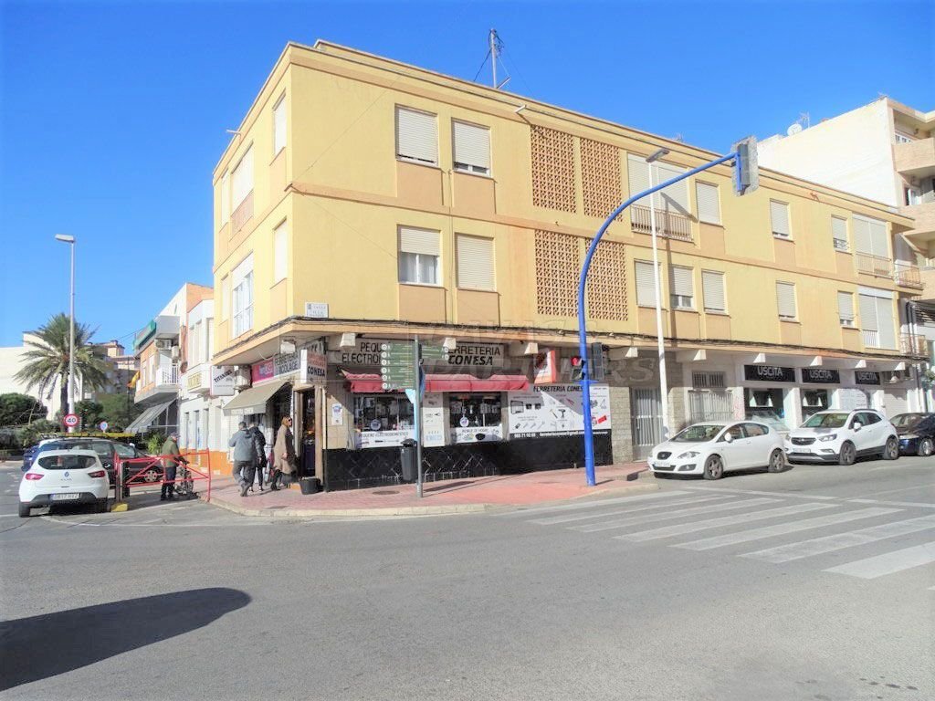 Edificio Venta Alicante En Torrevieja, Comunidad Valenciana, España En Venta (12837515)