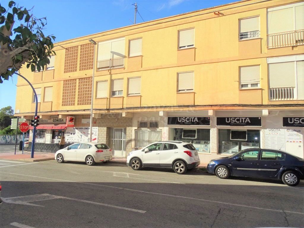 Edificio Venta Alicante En Torrevieja, Comunidad Valenciana, España En Venta (12837515)