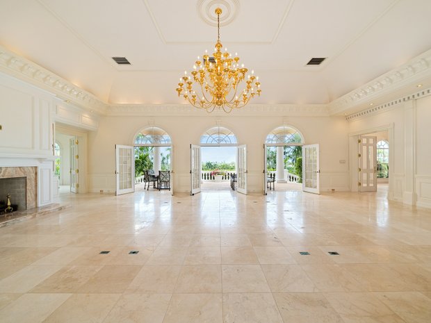 Luxury mansion homes for sale in Nassau, New Providence, The Bahamas ...
