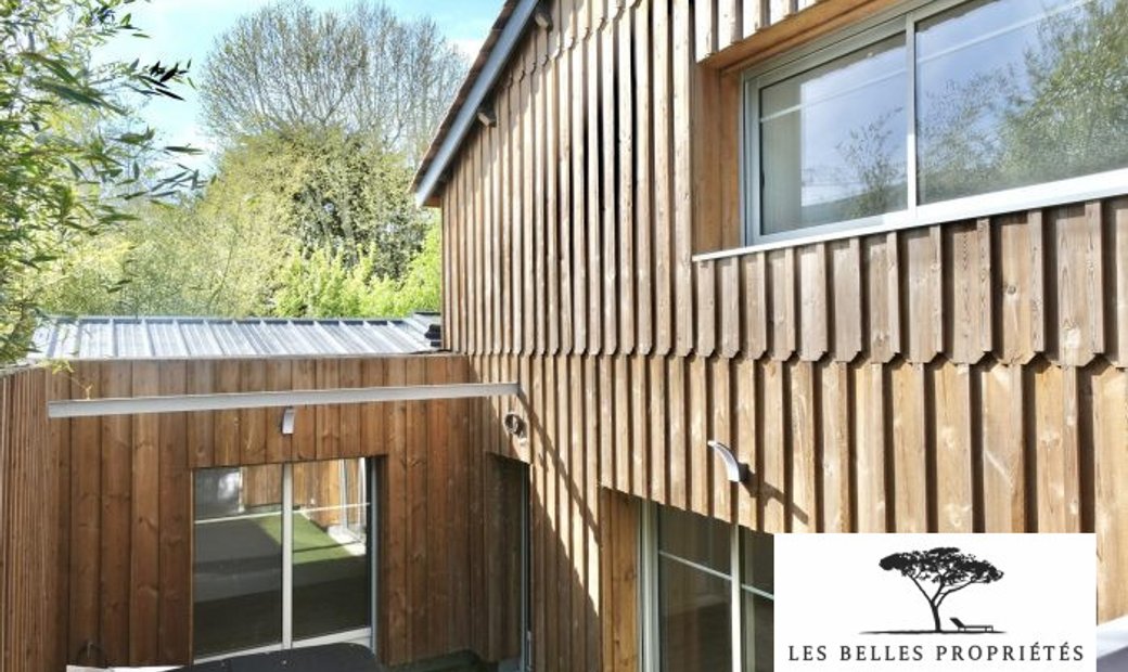 Bordeaux House In Bordeaux, Nouvelle Aquitaine, France For Sale (12845351)