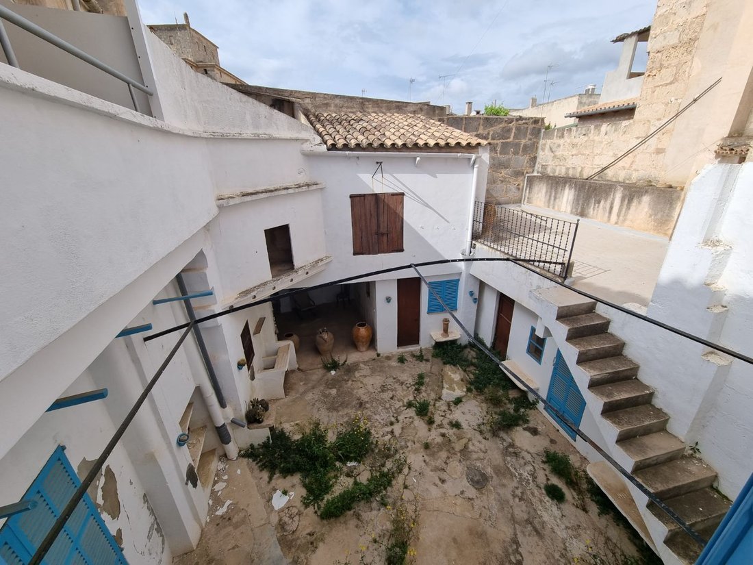Llucmajor 1940's Historical Manor House In Llucmajor, Balearic Islands, Spain For Sale (12849609)