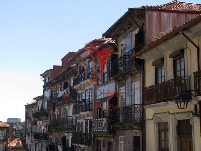 Two Contiguous Buildings For Sale In The In Porto, Porto District ...