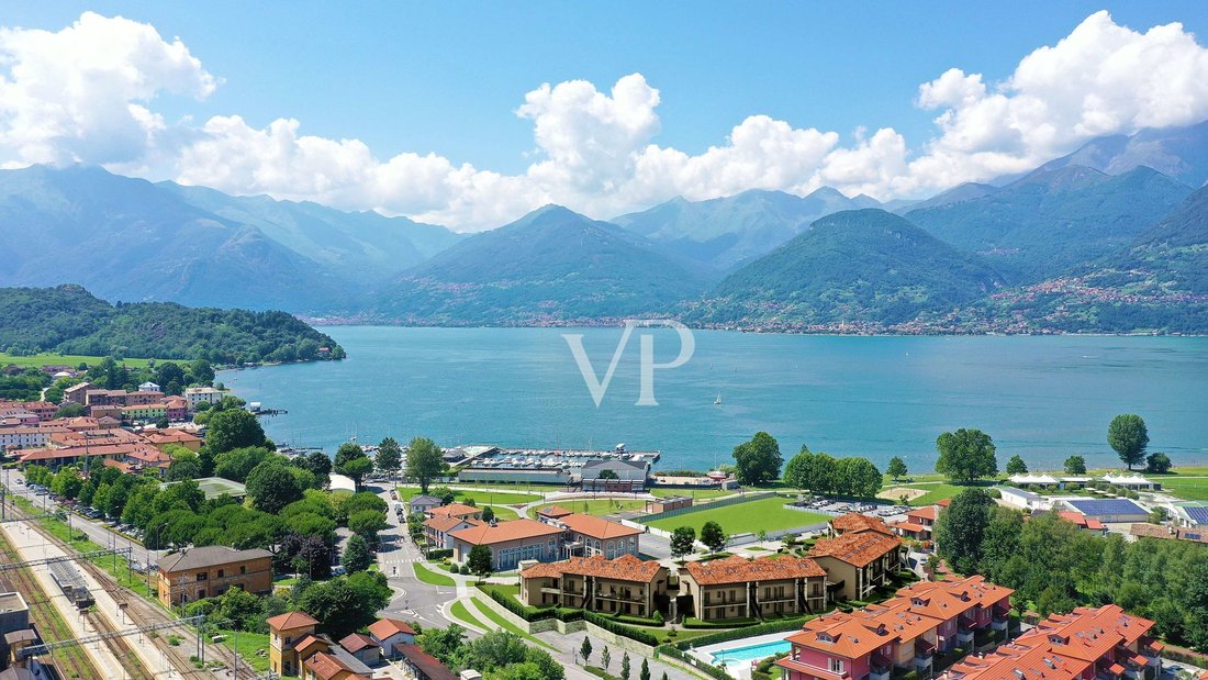 Stunning Single Family Villa With Shared Lake In Colico Piano, Lombardy ...