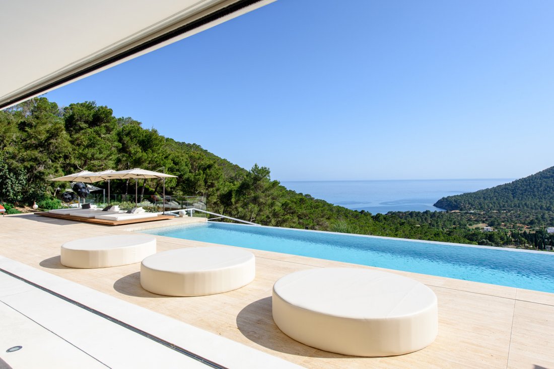 Modern Luxury Holiday Rental Villa With Stunning Sea Views In Sa Caleta ...