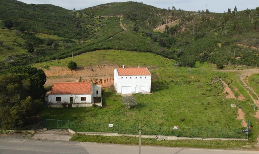 Beautiful Farm With 14 Hectares Of Land, About 20 In Alferce, Algarve ...