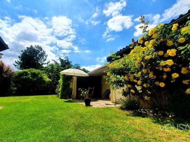Luxury homes for sale in Bétheny, Grand Est, France | JamesEdition