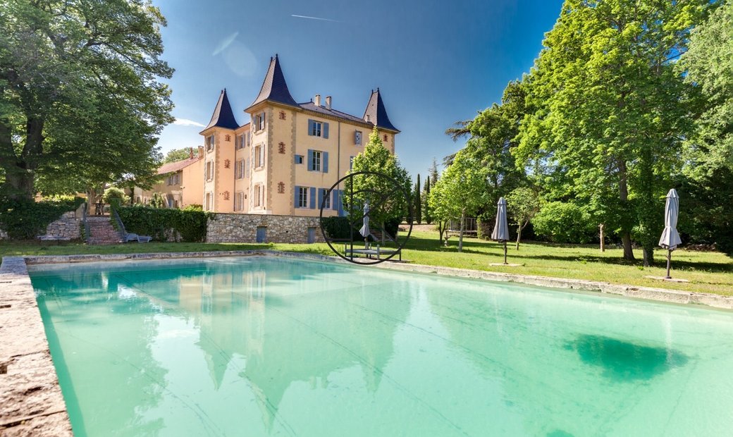 18th Century ProvenÇAl Castle With A View Of In Aix En Provence, France ...