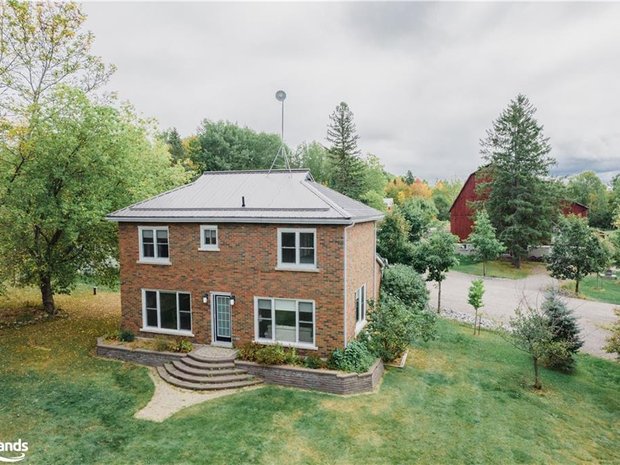 Luxury homes for sale in Callander, Ontario, Canada | JamesEdition