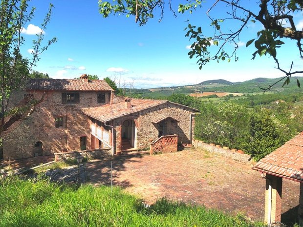 Luxury homes for sale in Sambuca, Tuscany, Italy | JamesEdition