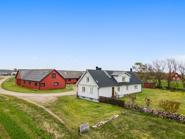 Luxury farm ranches with garage for sale in Falkenberg, Halland County ...
