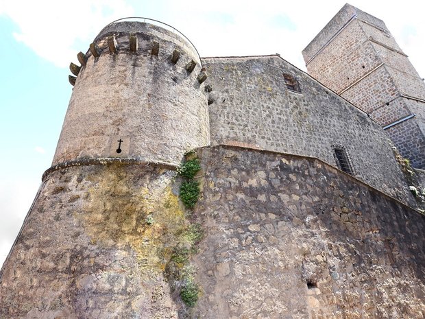 Luxury castles with terrace for sale in Fabrica di Roma, Lazio, Italy ...