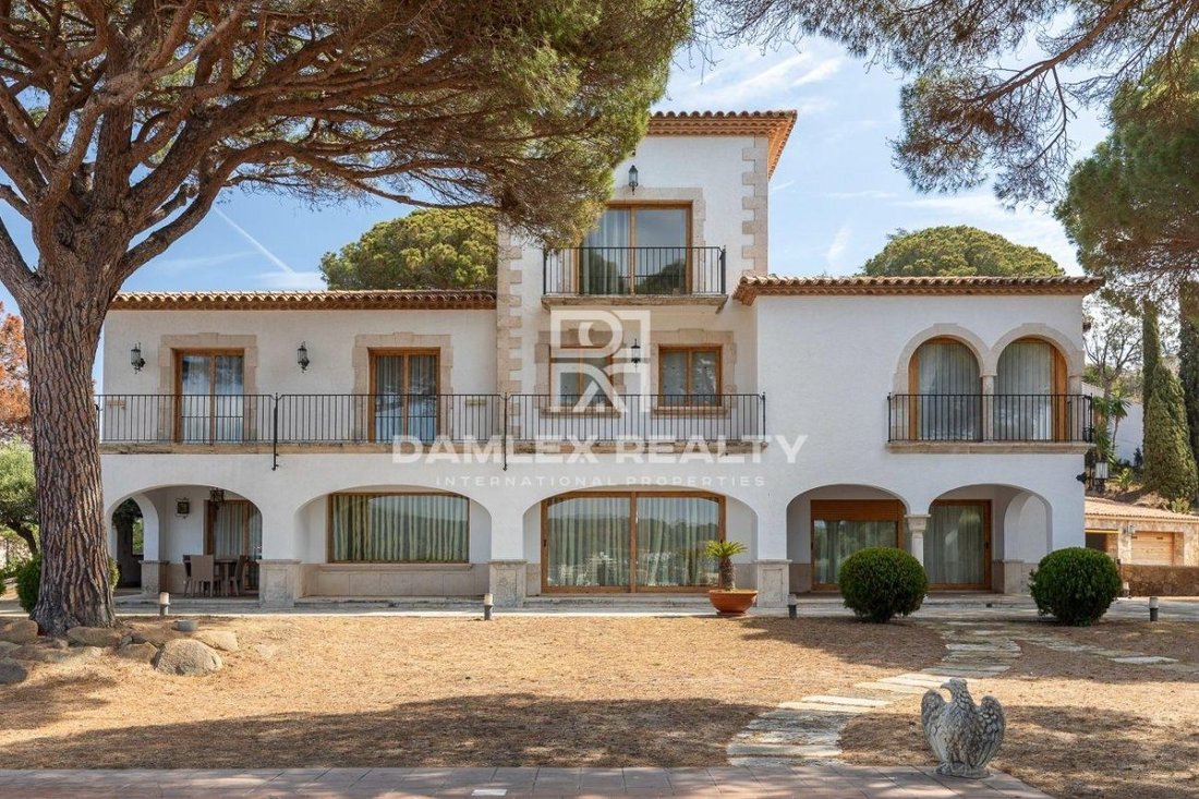 Luxury Villa On A Plot Of 5954 M2 In In Sant Feliu De Guíxols ...
