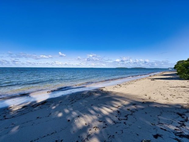 Luxury villas for sale in Paita, South Province, New Caledonia ...