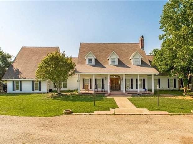 Luxury homes for sale in Loranger, Louisiana | JamesEdition