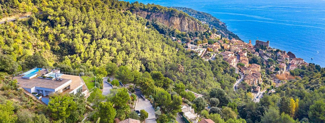 Villa For Sale In In Roquebrune Cap Martin, Provence Alpes Côte D'azur ...