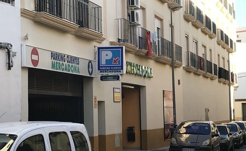 Luxury vacation rentals in Alcalá del Río, Andalusia, Spain | JamesEdition