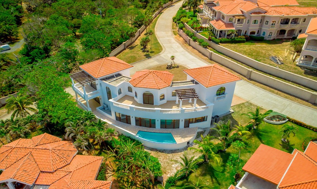 Keyhole Bay House On Lot#16, In West Bay, Bay Islands Department ...