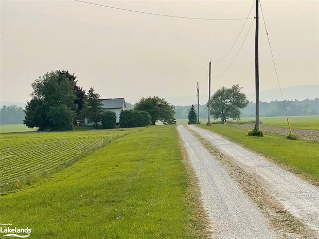 Luxury renovated homes for sale in Angus, Ontario, Canada | JamesEdition