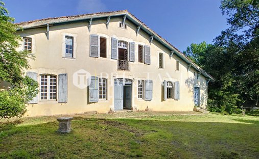Luxury homes for sale in Pouillon, Nouvelle-Aquitaine, France ...
