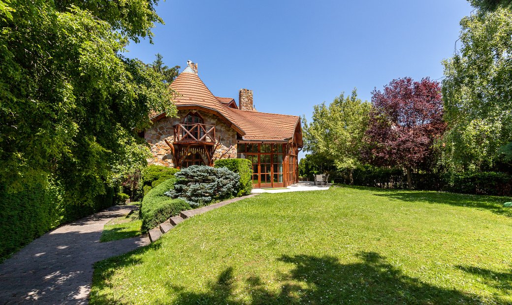 Gorgeous Makovecz House At District 12 In Budapest, Hungary For Sale ...