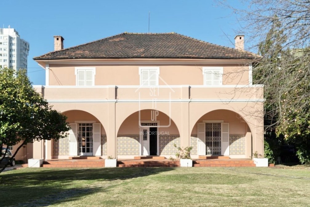 Great House In A Plot Of 1897 Square Meters In Porto, Porto District ...