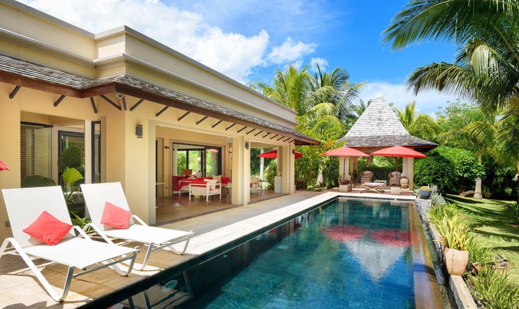 Luxurious Single Level 3 Bedroom Villa On In Rivière Noire District ...