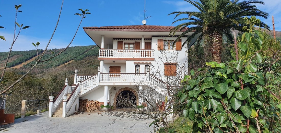 Lezo Villa In Lezo, Basque Country, Spain For Sale (12984536)