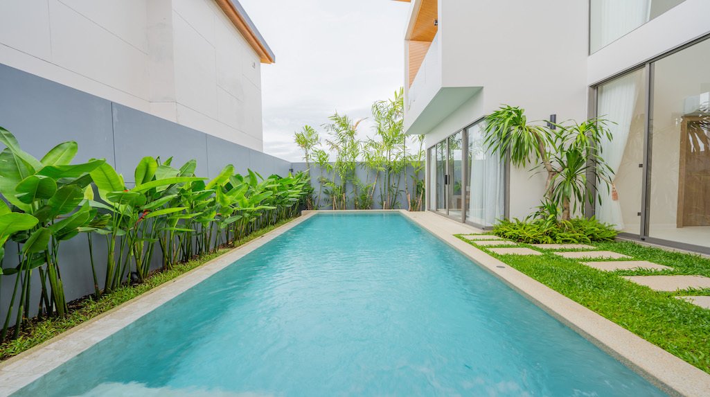 Two Story Pool Villas All With 3 Bedroom In Choeng Thale, Phuket ...