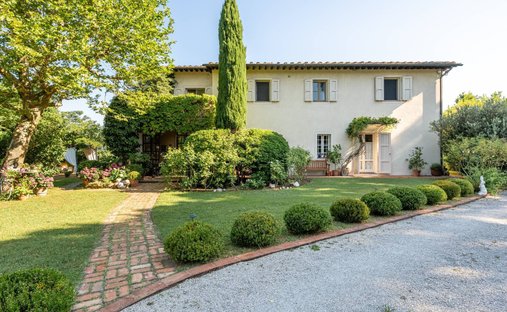 Luxury homes for sale in Marti, Montopoli in Val d'Arno, Tuscany, Italy | JamesEdition