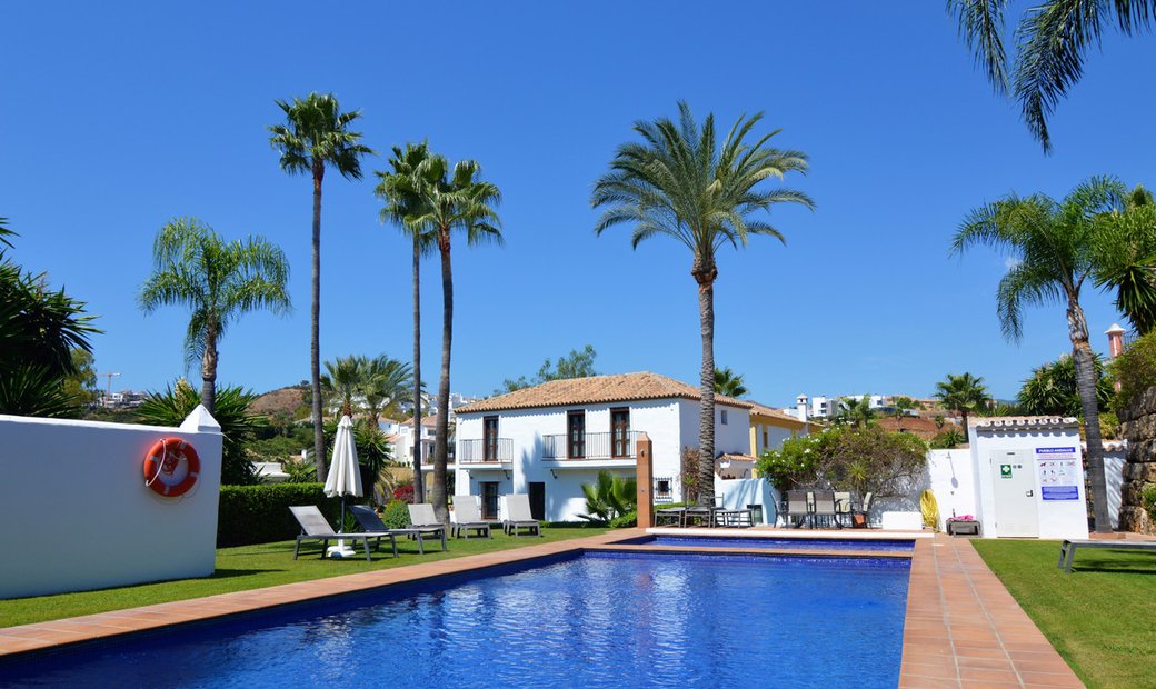 Estepona Houses / Villa In Estepona, Andalusia, Spain For Sale (11891654)