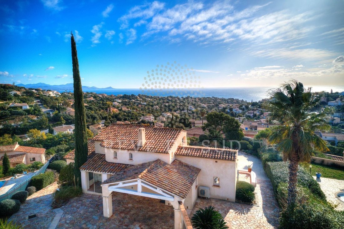 Sea View Villa In Roquebrune Sur Argens, Provence Alpes Côte D'azur ...
