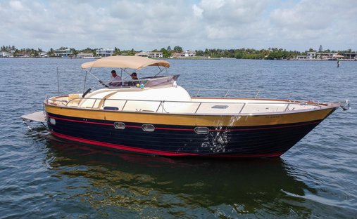 Yachts - 1 Apreamare for sale on JamesEdition