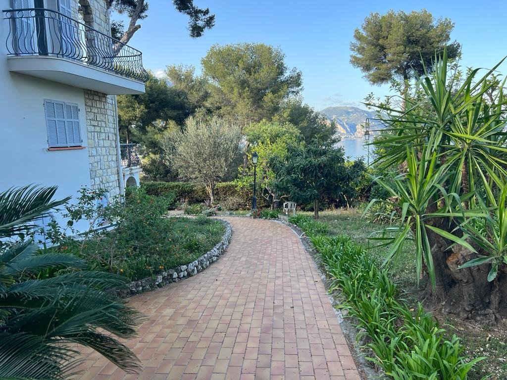 Nice Villa For In Roquebrune Cap Martin, Provence Alpes Côte D'azur ...