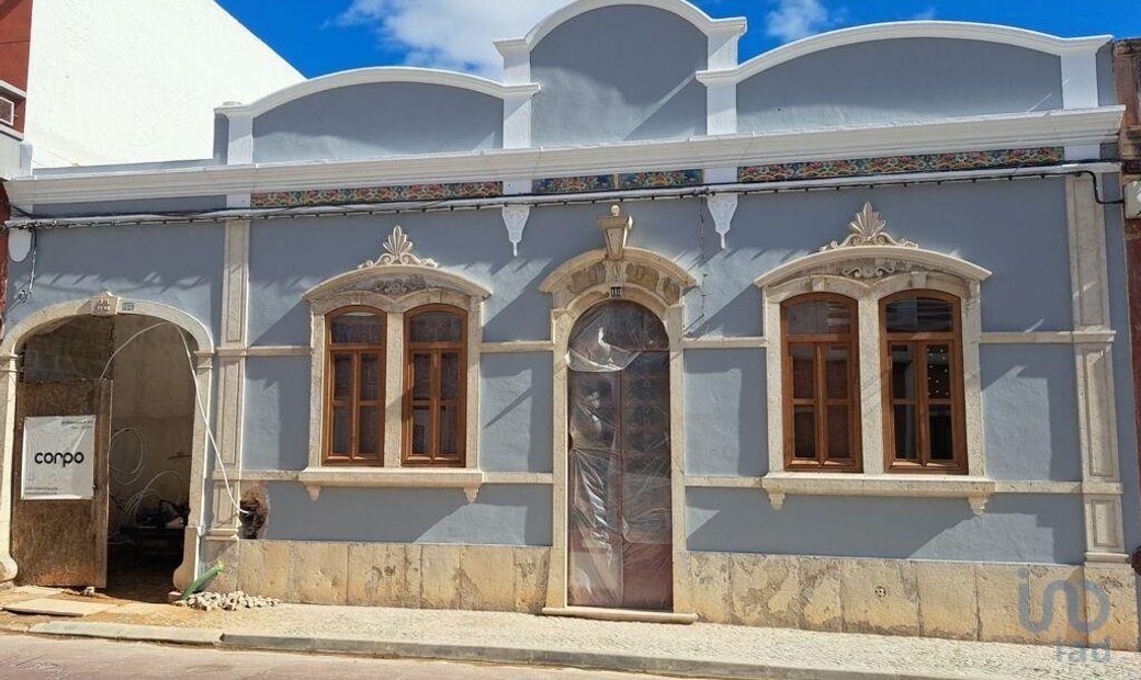 Faro Town House In Faro, Algarve, Portugal For Sale (13001920)