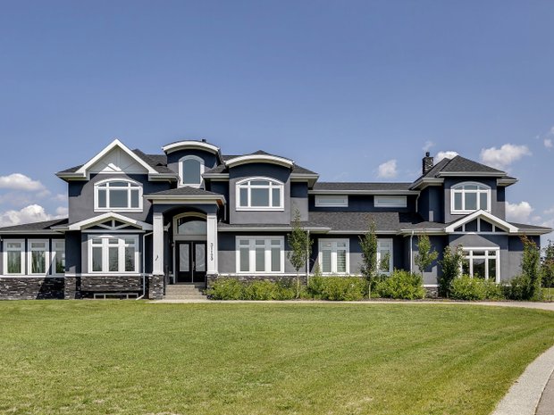 Luxury homes for sale in Calgary, Alberta, Canada | JamesEdition