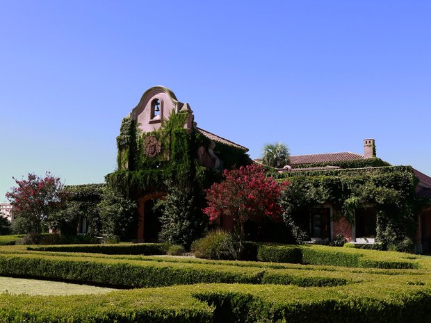 Luxury homes for sale in Argentina | JamesEdition