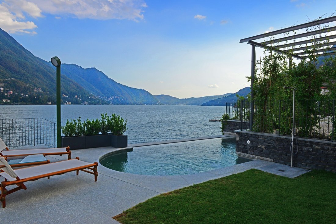 Unique Modern Villa On Lake Como | Carate Urio In Province Of Como ...