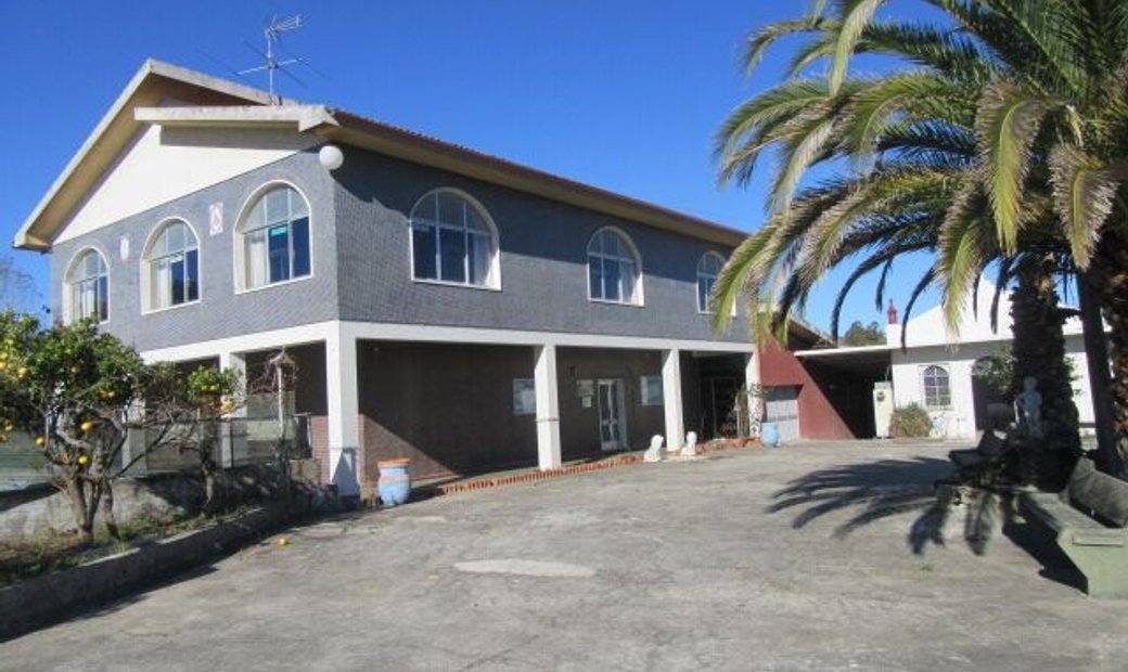 Quinta Em Moinhos De Carvide / Monte Real In Carvide, Portugal For Sale ...