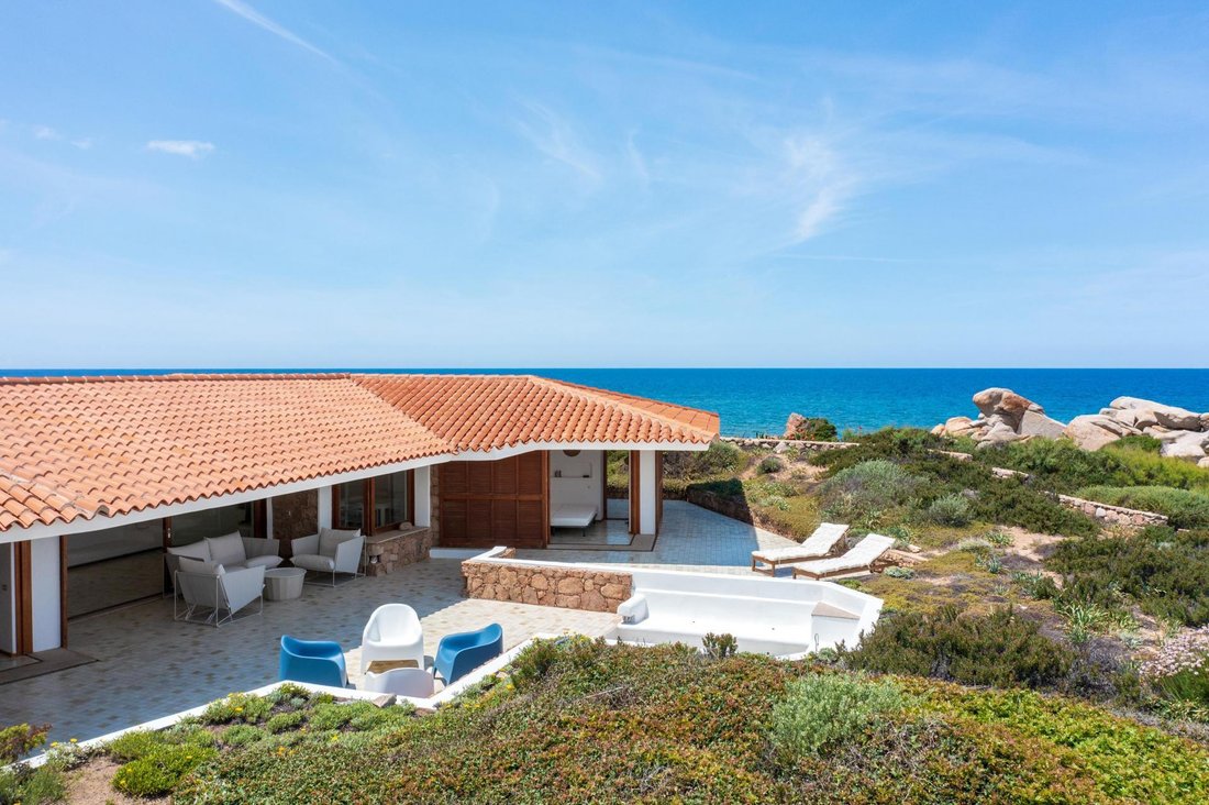 Villa La Canzone Del Mare In Portobello, Sardinia, Italy For Rent ...