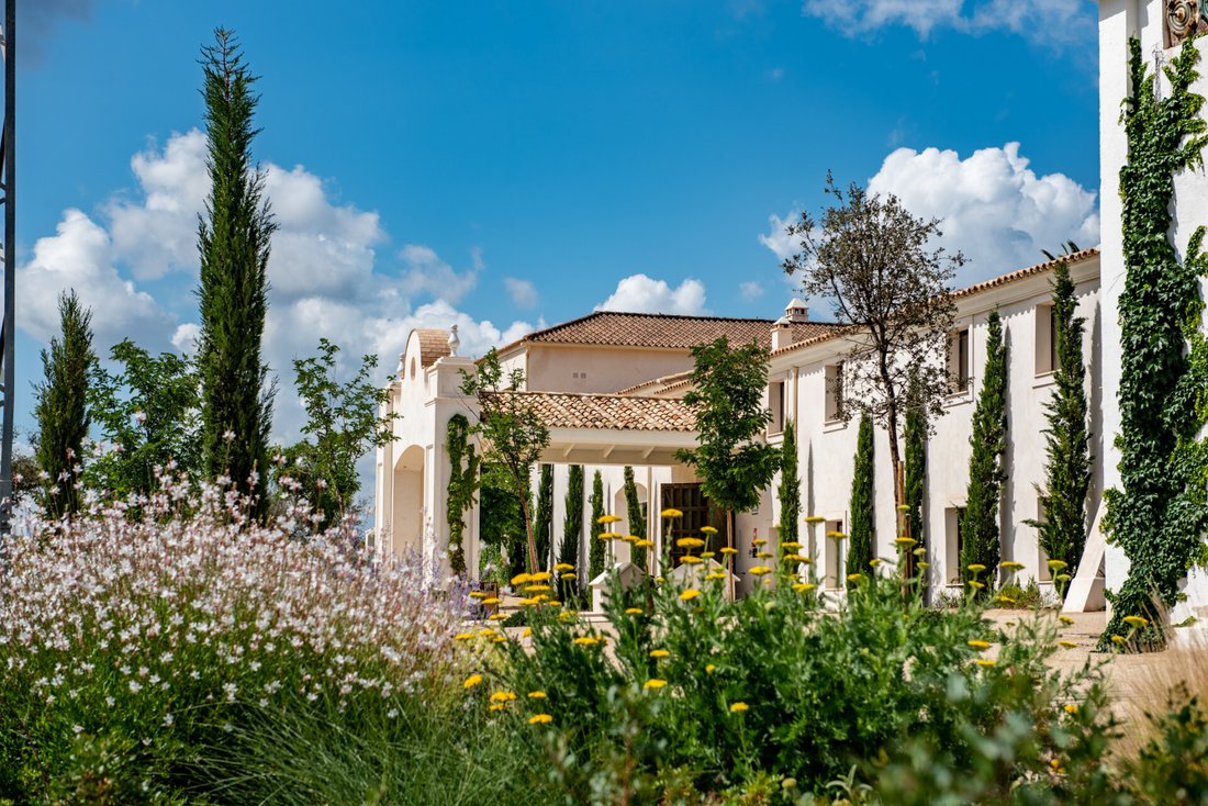 Hacienda Near Seville With Guest Cortijo & In Casco Antiguo, Seville ...