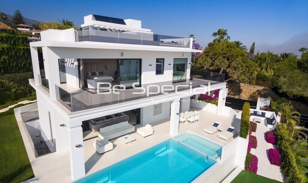 Villa Blue In Marbella, Andalusia, Spain For Sale (12578459)