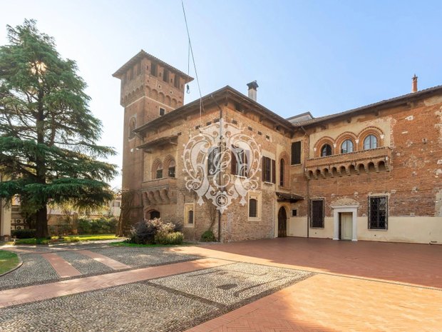 Luxury castles for sale in Dello, Lombardy, Italy | JamesEdition