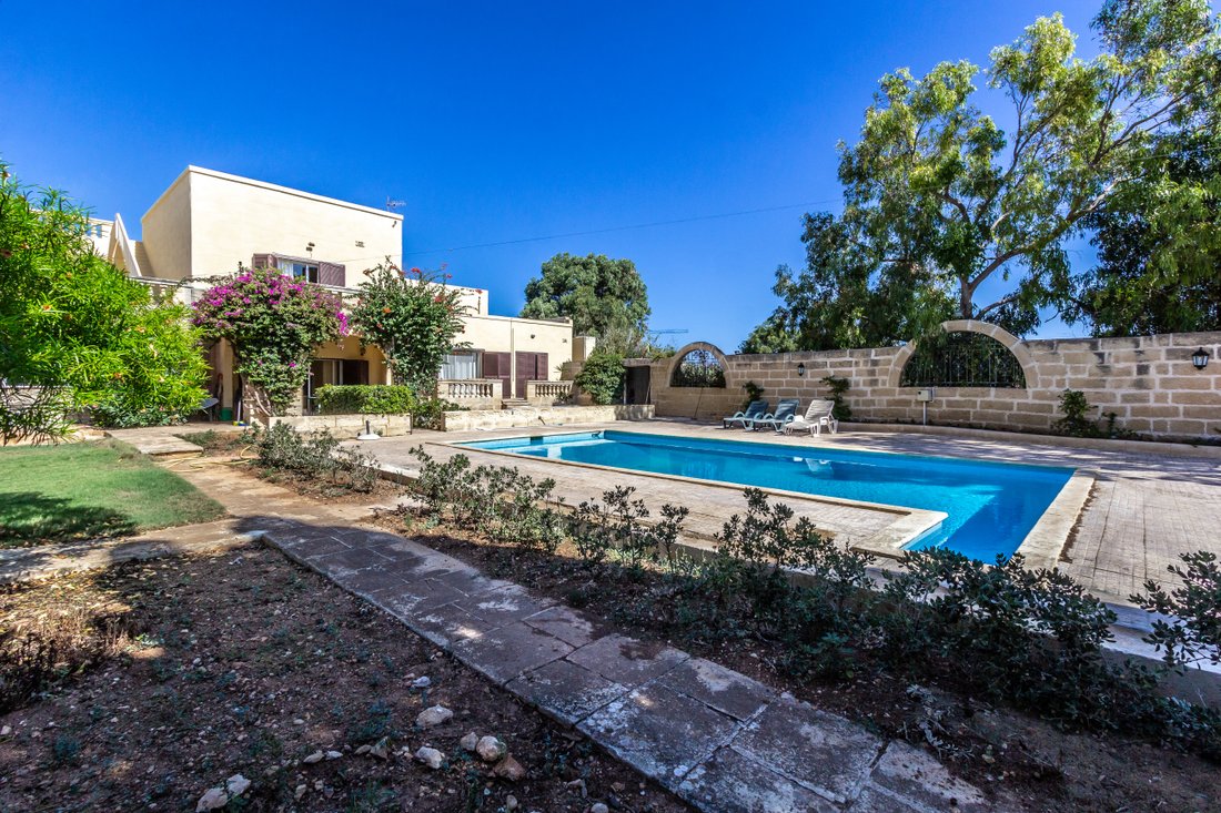 Madliena, Villa Finie Dans Is Swieqi, Malte à Vendre (12182586)
