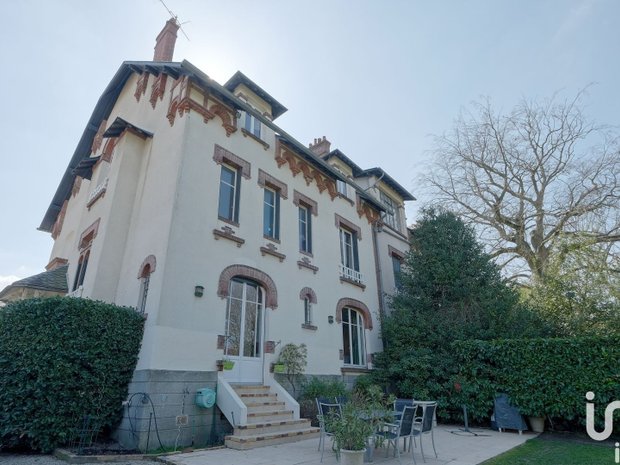 Luxury homes for sale in Meaux, Île-de-France, France | JamesEdition