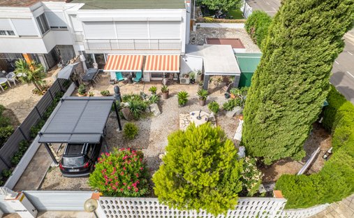 Luxury homes for sale in Roses, Catalonia, Spain | JamesEdition